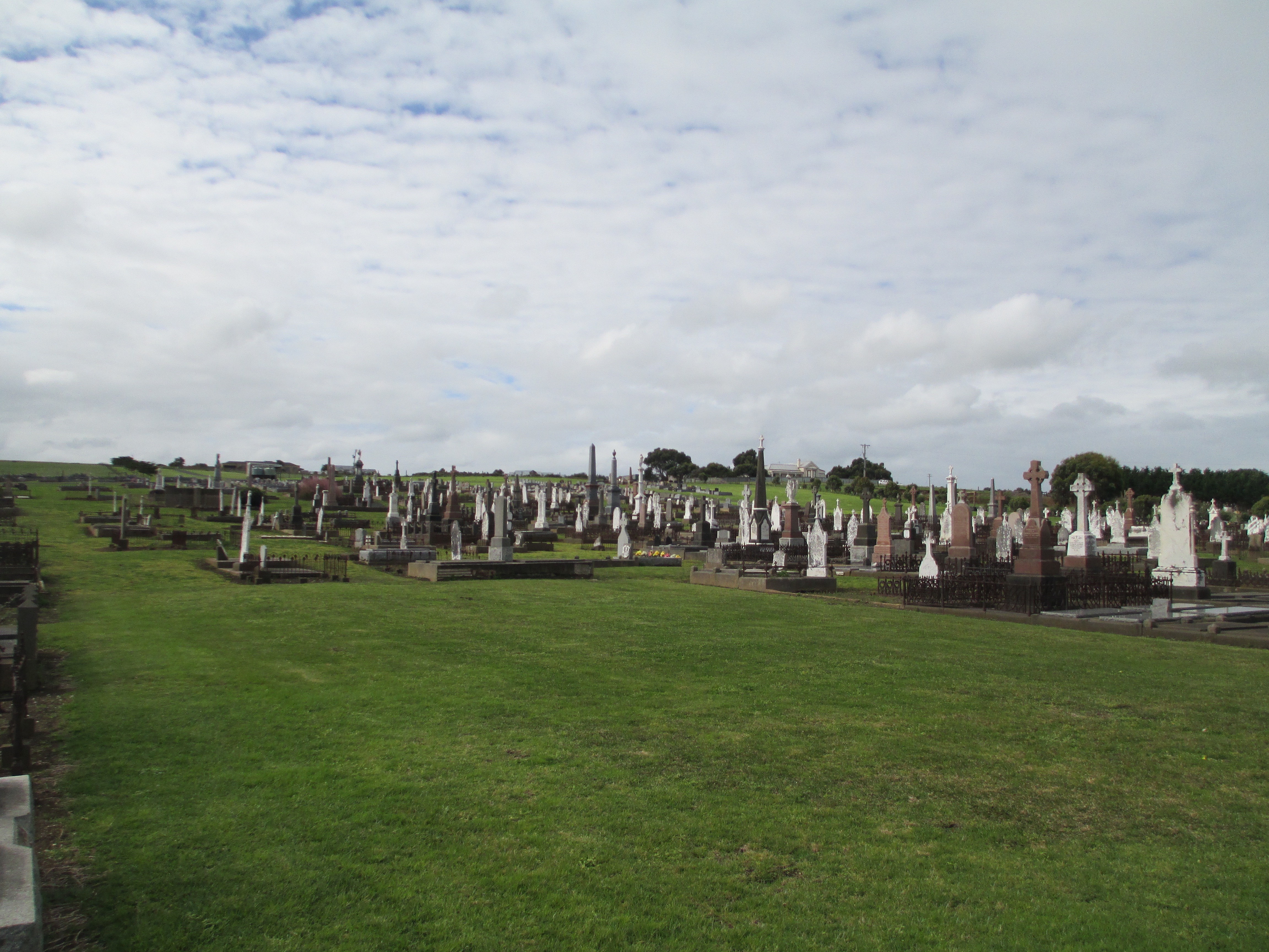 Cemeteries: Tower Hill – Historical Ragbag